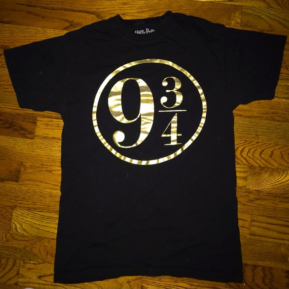 Warner Bros. | Tops | Harry Potter 9 34 Black Tshirt | Poshmark